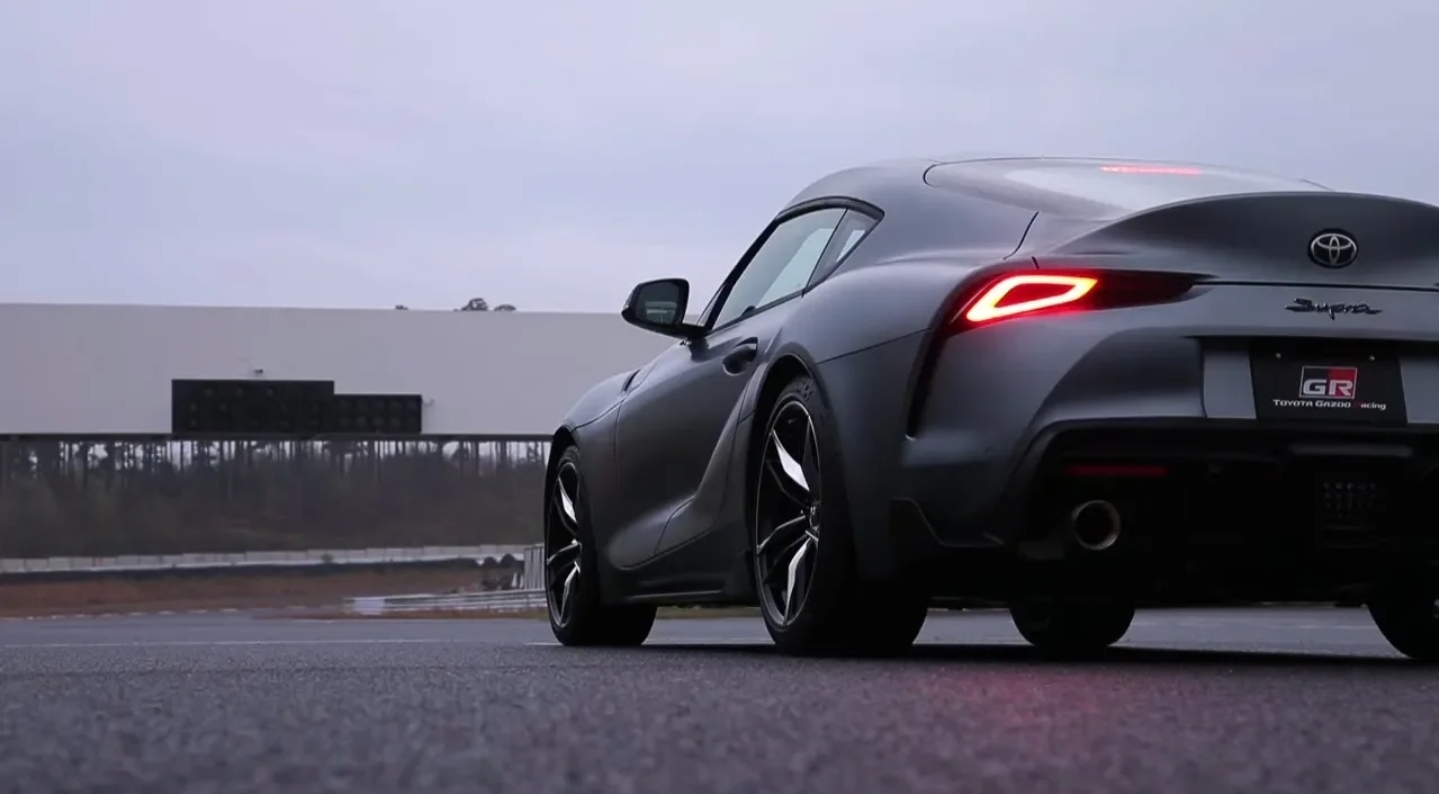 2020 Toyota Supra – Driving Scenes and Sounds Race Track - Turbo and Stance